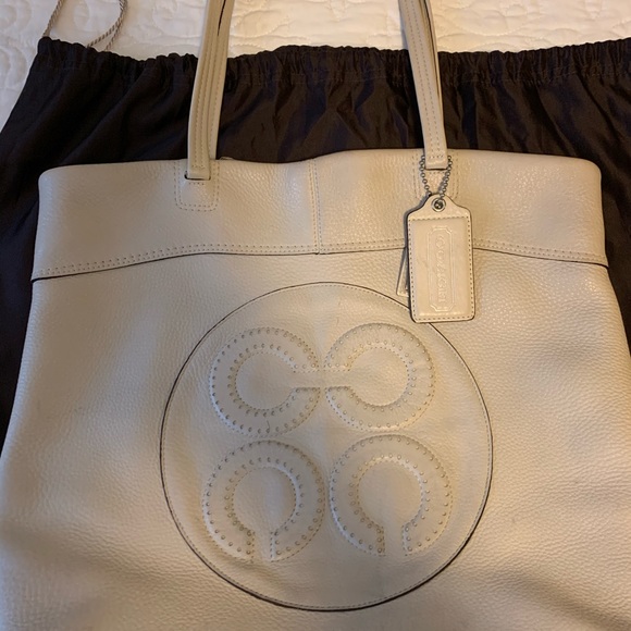Coach | Bags | Coach Ivory Leather Tote Bag | Poshmark